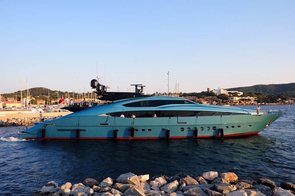 Yacht BLUE ICE, Palmer Johnson Yachts | CHARTERWORLD Luxury Superyacht ...